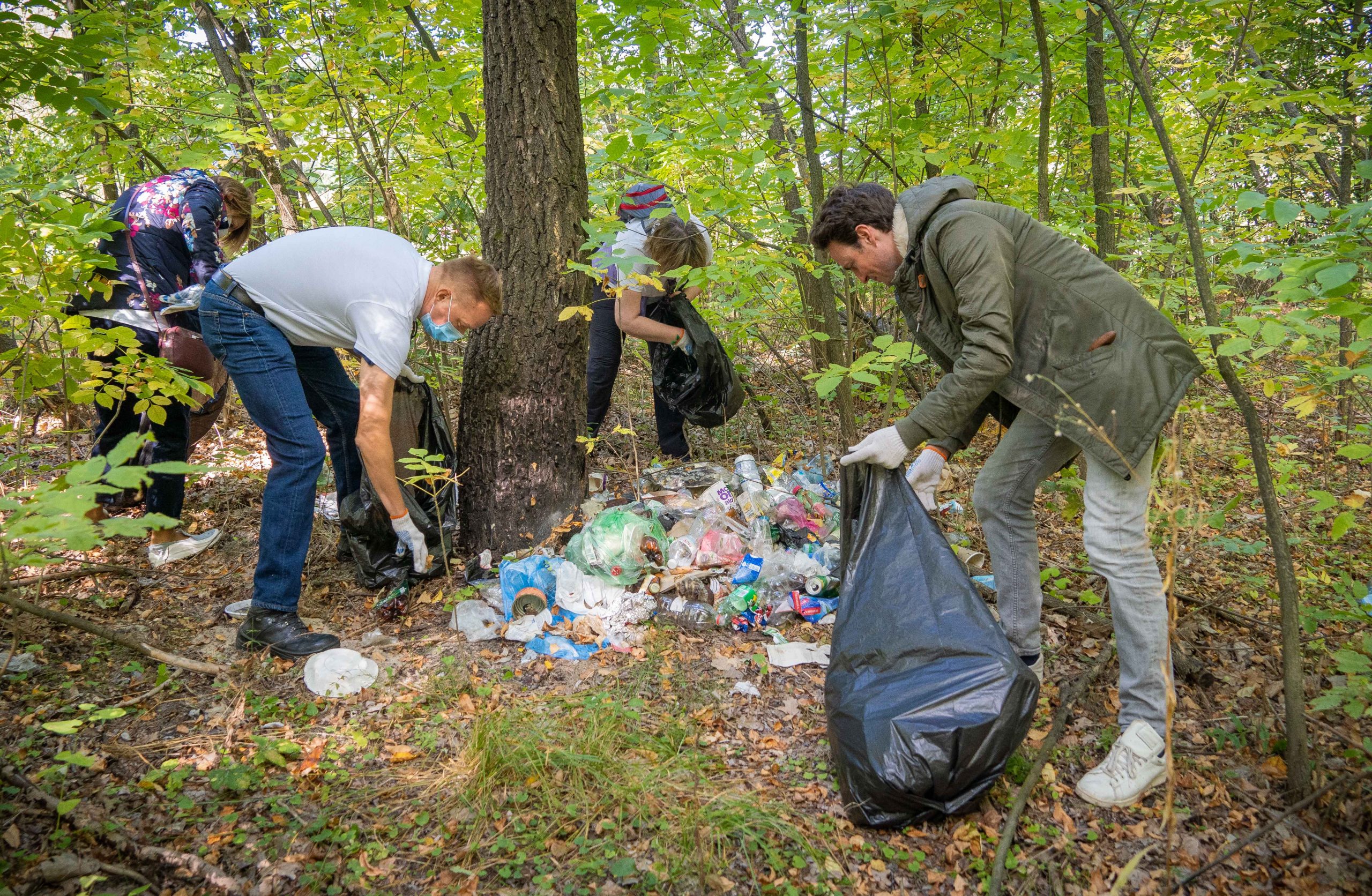 #WorldCleanupDay 2020: EUAM volunteers join the world's biggest Cleanup ...