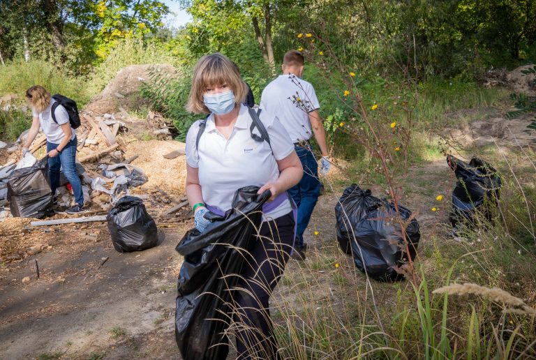 #WorldCleanupDay 2020: EUAM volunteers join the world's biggest Cleanup ...