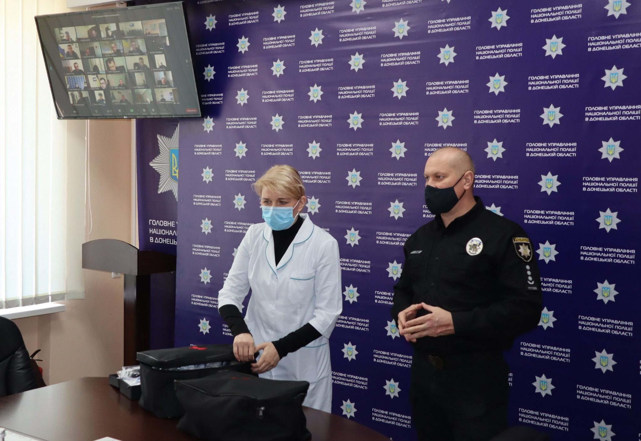 Police in Donetsk region receives instructions on usage of donated ...
