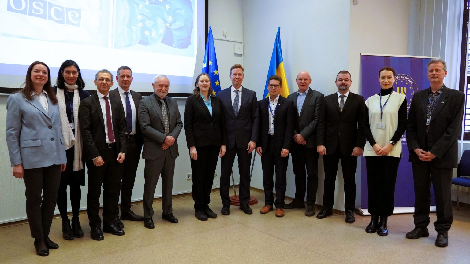EUAM Ukraine and OSCE Strengthen Cooperation on Ukraine’s Reform Agenda ...